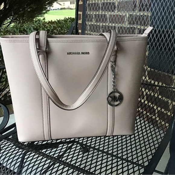 Michael Kors | Bags | Michael Kors Light Pink Leather Tote | Poshmark